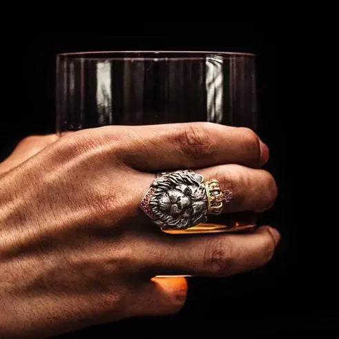 The Crowned Lion King Ring - Vrafi Jewelry