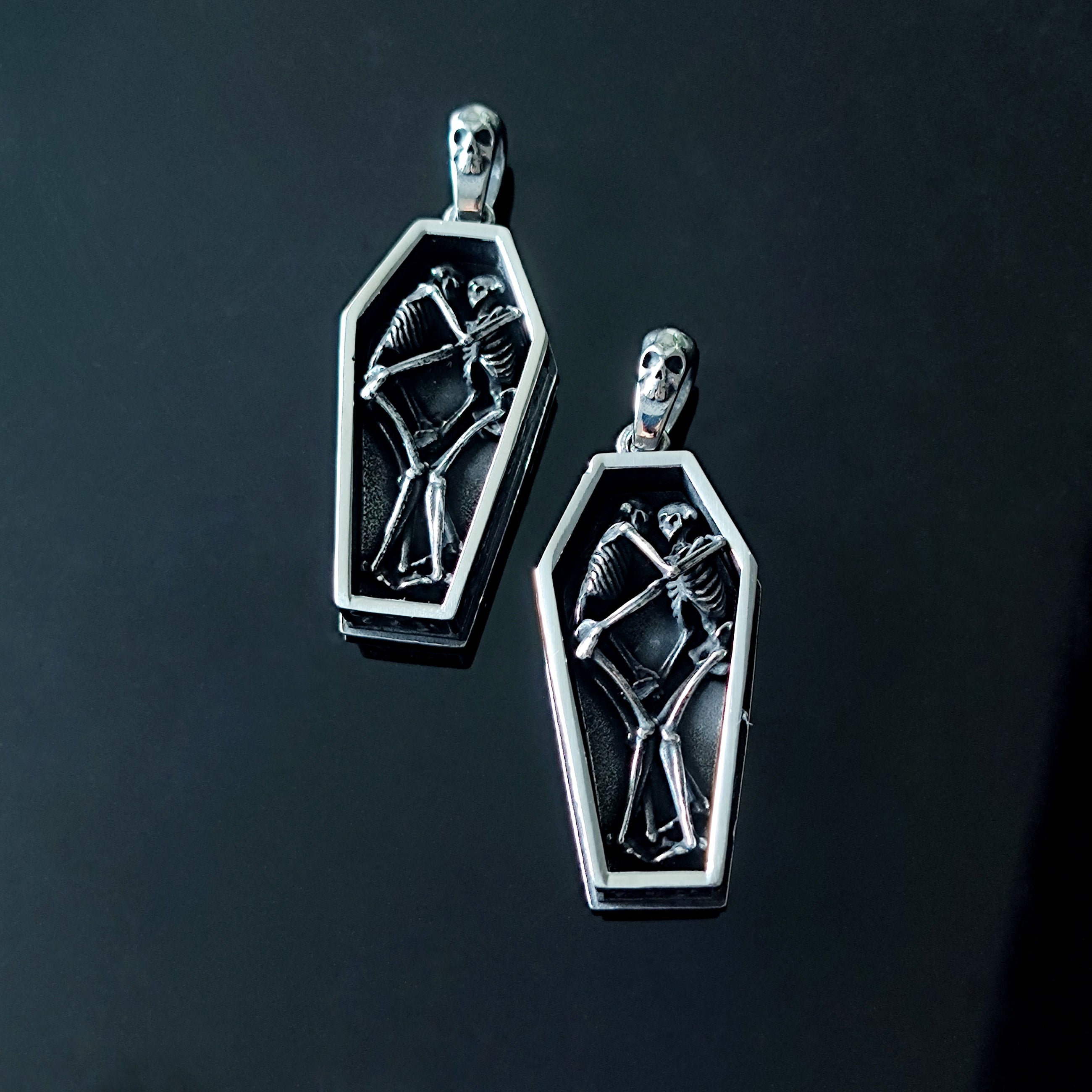 Skeletons Cuddling in a Coffin - Vrafi Jewelry